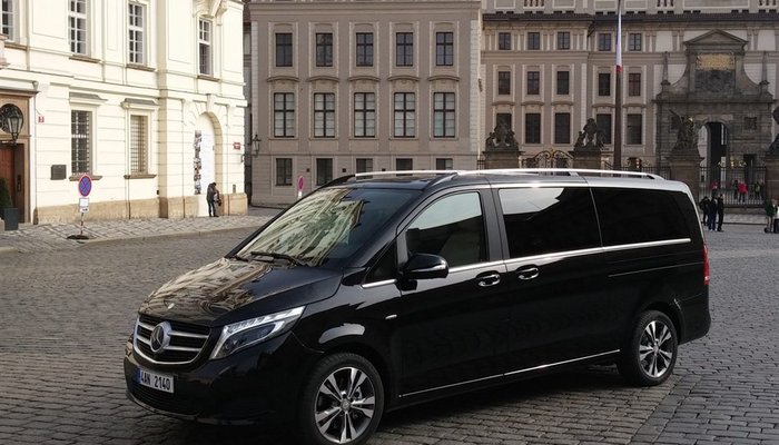 Transfer Airport → City centre – Minivan | Avantgarde Prague