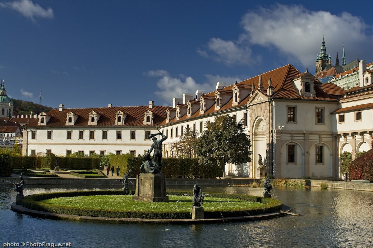 Wallenstein Palace | Avantgarde Prague