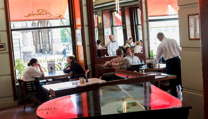 Café Slavia | Avantgarde Prague