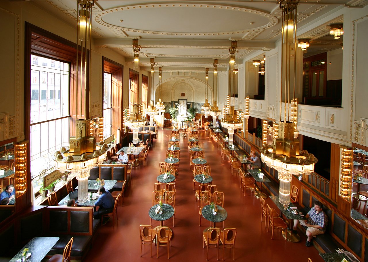 Gourmet Menu at the Municipal House Café | Avantgarde Prague
