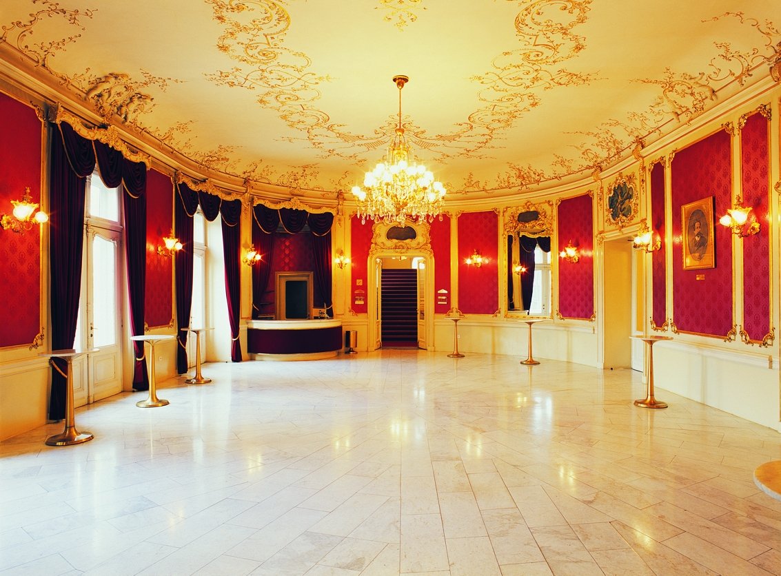 State Opera | Avantgarde Prague